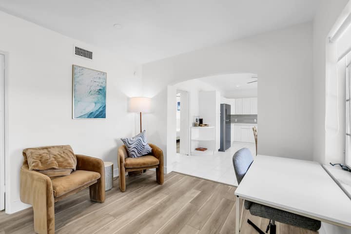 Waterfront Oasis Palm Beach Shores, Fl #1 - Riviera Beach, FL