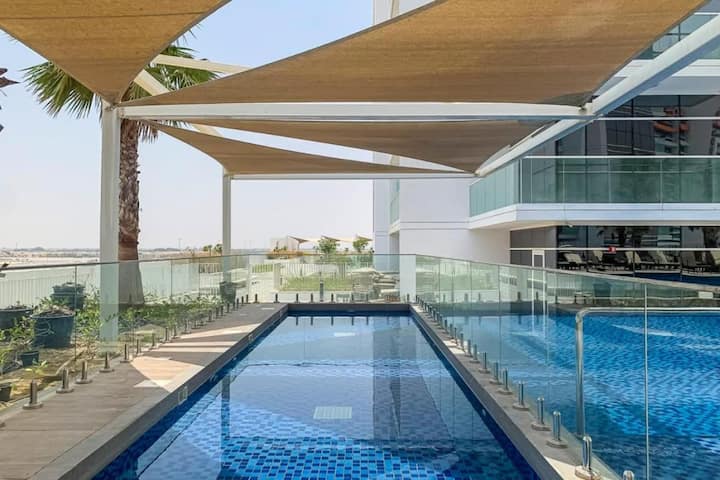 Cozy And Stylish Studio Retreat In Damac Hills - Dubai