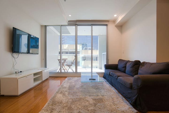 Amyra Residences On Rowlands Place - Unit 506 - Adelaide