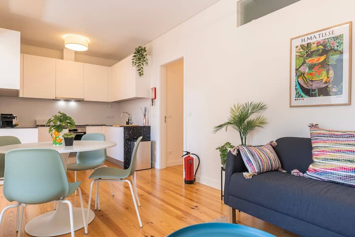 Apartment T3 65m2, 1º,3 Bedroom At Paço De Arco - Rio de Mouro