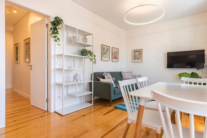 Apartment T3, 3 Bedrooms At Paço De Arco, 67m2, 2º - Rio de Mouro