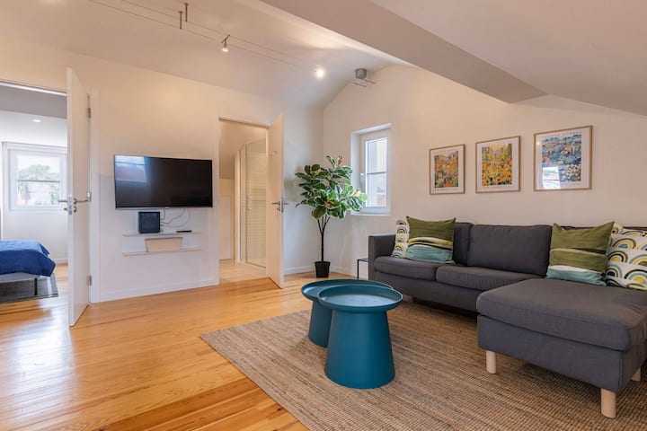 Apartment T1 60m2, 3º, 1 Bedroom At Paço De Arco - Amadora