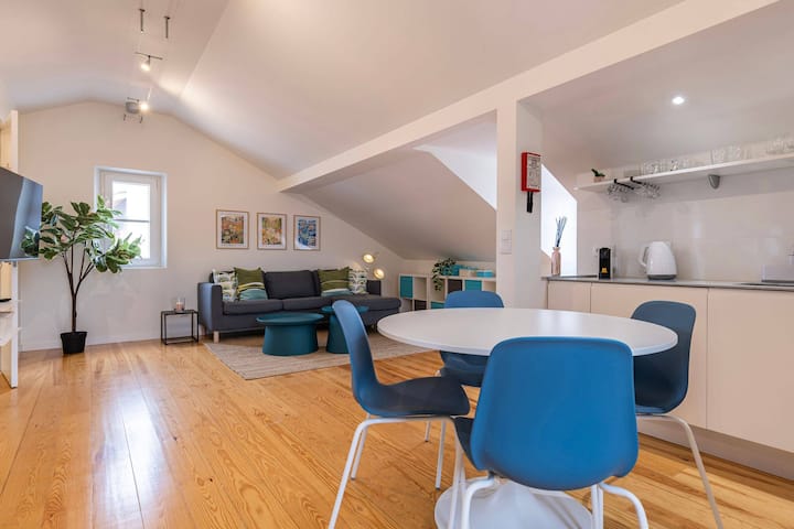 Apartment T1 60m2, 3º, 1 Bedroom At Paço De Arco - Oeiras