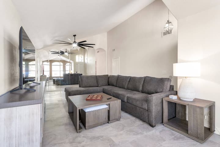 Great Location! Business/pleasure, Dog Friendly! - Avondale, AZ
