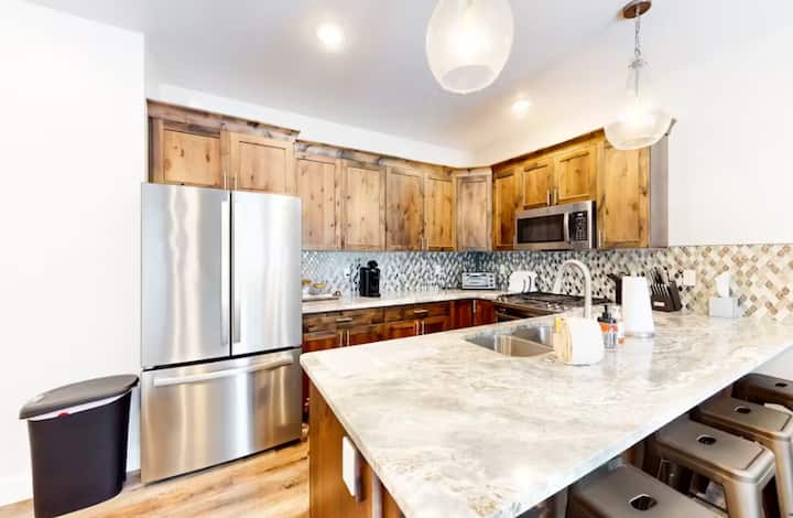 Crooked River Townhome Brian Head 4 Bdrm 3 Bth - Brian Head, UT