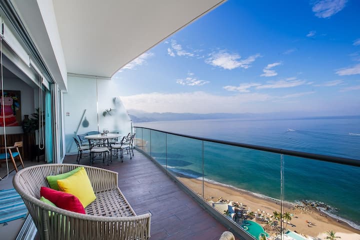 Beachfront Pools, Hot Tubs, Cinema, Game Room, Gym - Puerto Vallarta