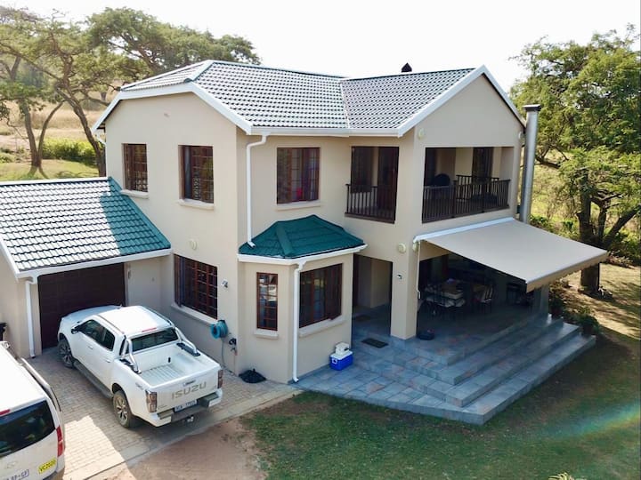 4 Bedroom House - Winterton