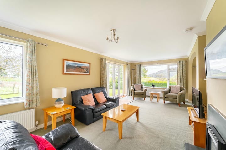 Green Moss, Ambleside, Sleeps 4, Fell Views - Ambleside