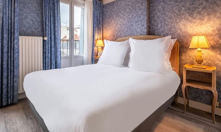 Hôtel Baudelaire Opéra - Classic Room With Balcony - Paris