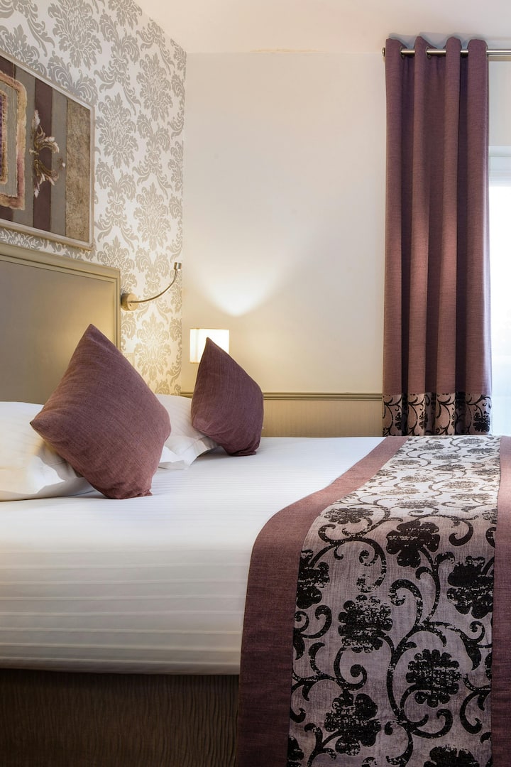 Hotel Monceau Wagram - Standard Room - Paris