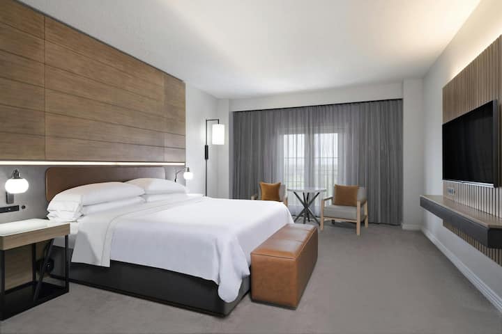 Perched On 400 Acres With Pool, Spa And Golf - Frisco, TX