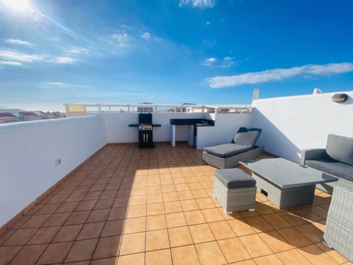 Modern Apartment With Rooftop - Los Cristianos