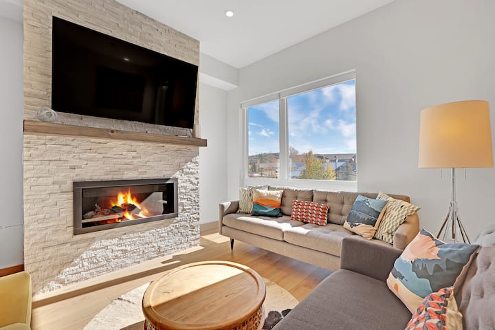 Modern Townhome In Downtown Silverthorne! - Silverthorne, CO