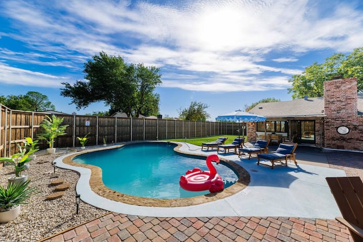 Palm Springs | Pool & Game Room! - The Colony, TX