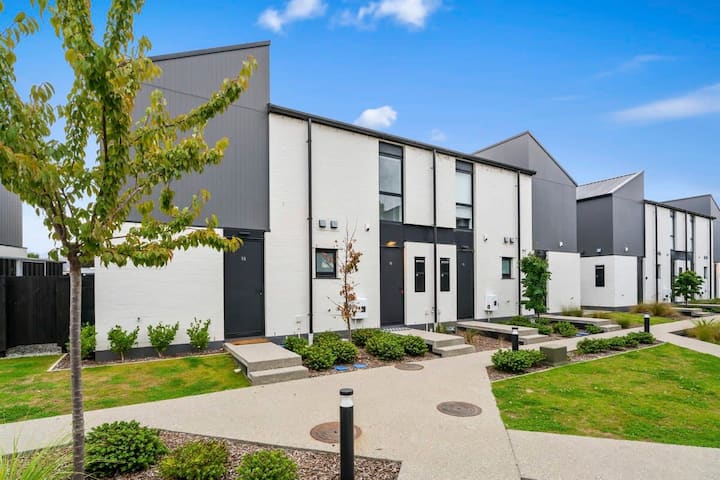 Albert Abode - Wanaka