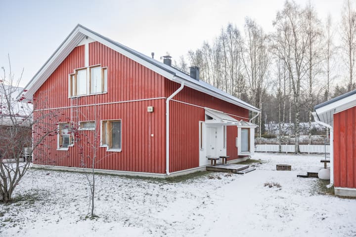 Lappish Chalet, Free Wifi, Sauna, Parking - Rovaniemi