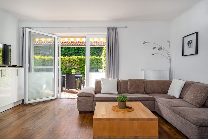 Nordwind Ost, Zentrale Lage, Terrasse, Hund - Greetsiel