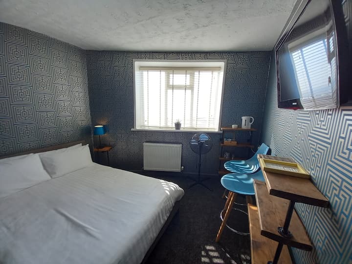 Vinnie's Hotel - Room 17 - ブラックプール