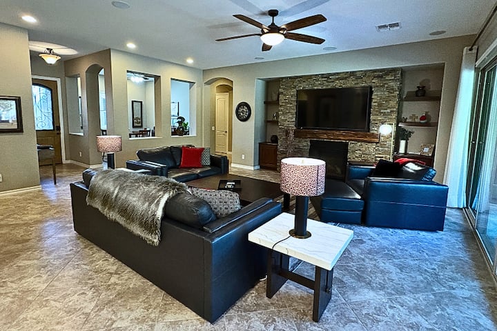 Raven Landing 4/4 With Spa And Backyard - Queen Creek, AZ