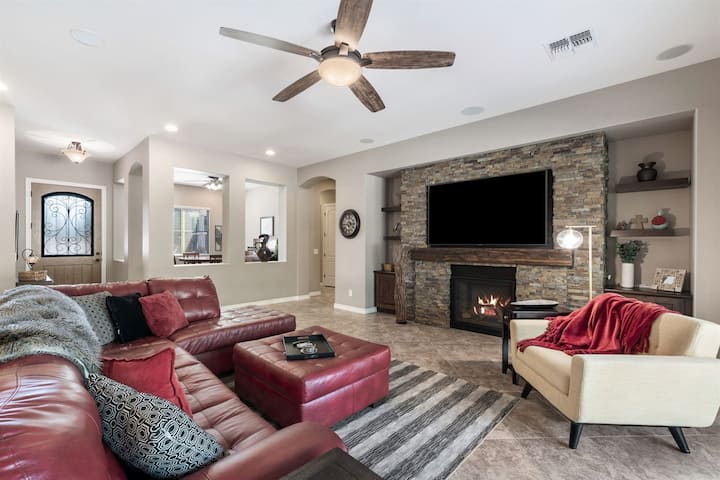 Raven Landing 4/2 With Spa And Backyard - Queen Creek, AZ