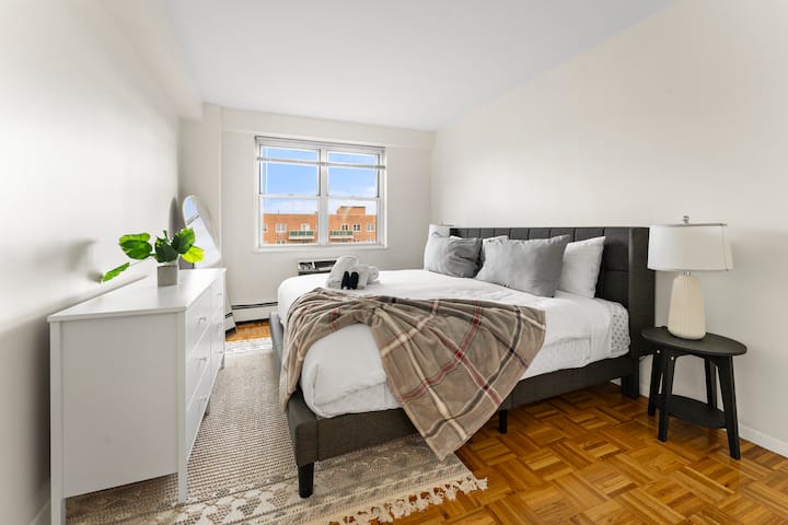 Beautiful 2br Next To Bu 1706 - Brookline, MA