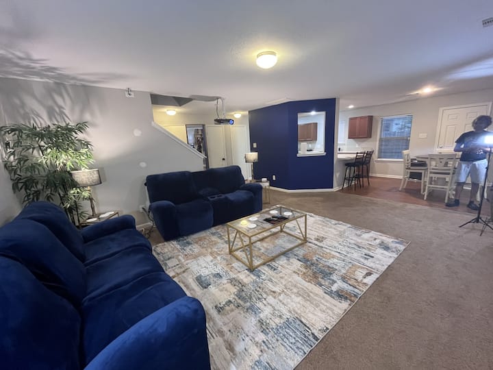 Pet-frndlyretreat•600mbpswifi•8mi To Iah•sleeps 14 - Houston, TX