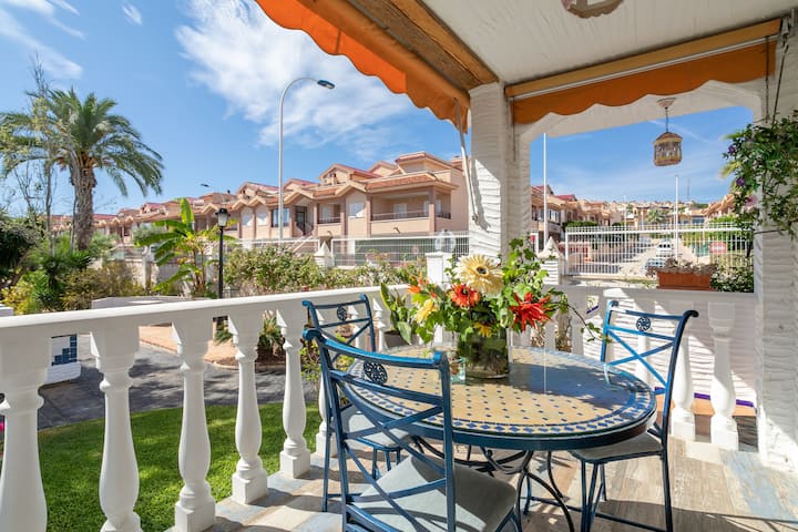 Casa Pista - Santa Pola