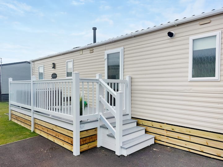 Marni's Seaview - Lancashire