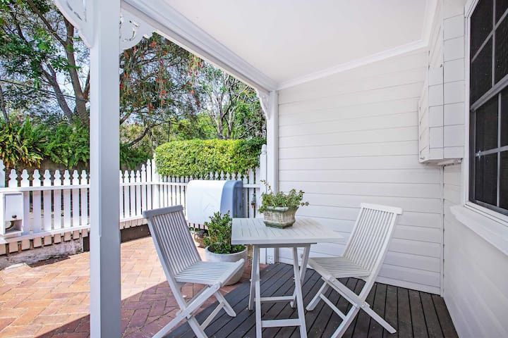 Balmain 2 Bedroom Cottage - New Listing - Lewisham