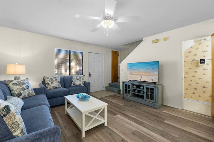 Charming Townhouse In Gulf Highland Beach Resort! - Panama City Beach, FL