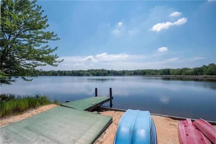 5-bedroom Lakefront, Private Beach Wifi Ac Boat - Mount Pocono, PA