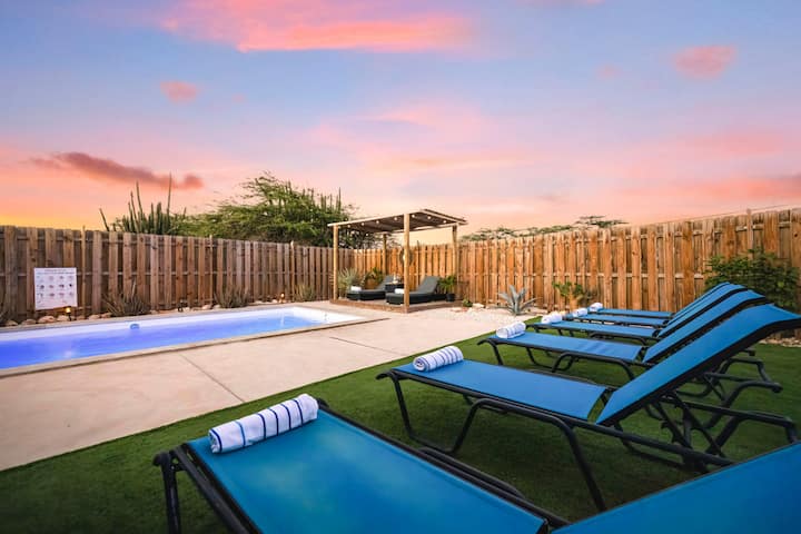 Entire 3br Haven|private Pool & Patio|bbq Grill! - Aruba