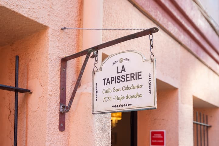 La Tapisserie · By Wehomes · Charm In Santander - Santander