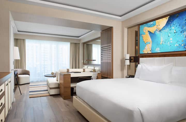 Luxury Suite At Fort Lauderdale Beach - Fort Lauderdale, FL