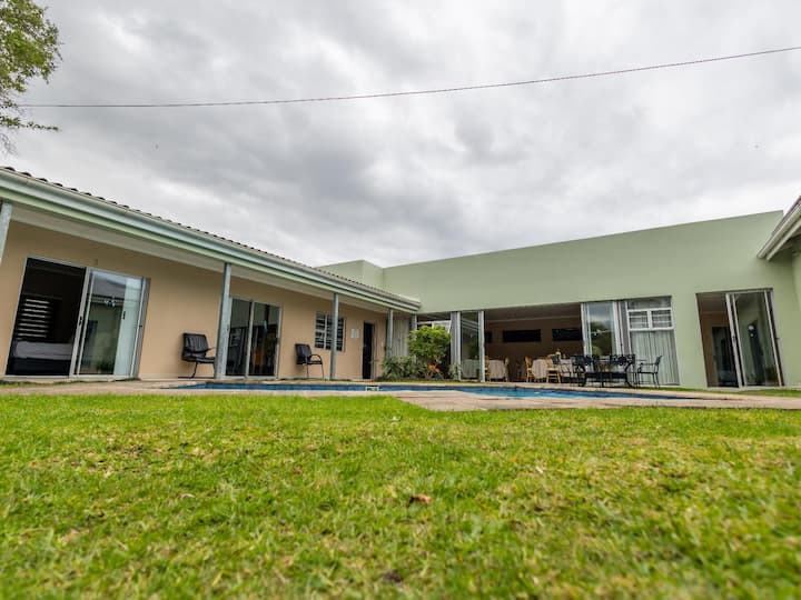 One Bedroom Apartment 8 - East London