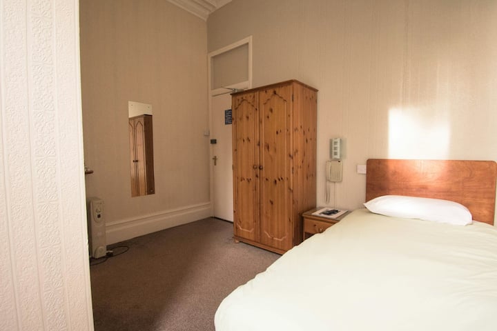 Single Room - Carlisle