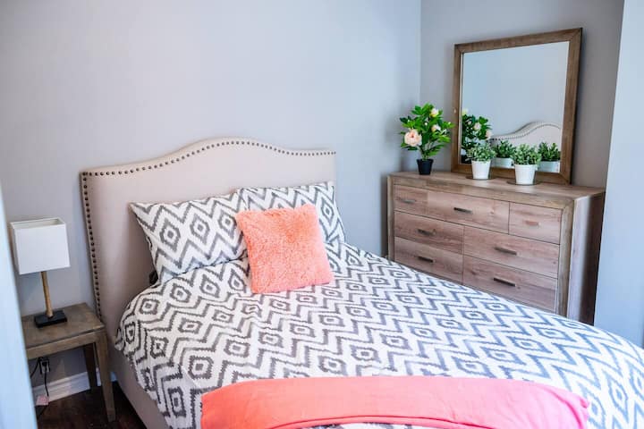 * Old Quebec, Entire Place * - Quebec City