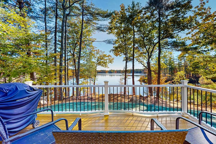 3 Br Lake Front Cottage With Lake Views & Firepit - Ossipee, NH