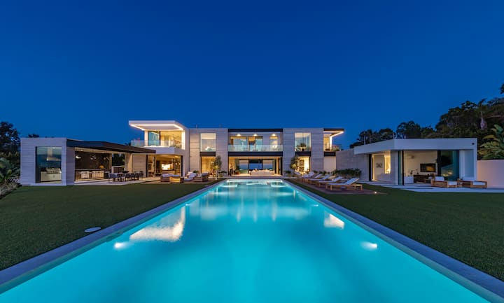 The Dume Legacy: Modern Masterpiece In Malibu - Malibu, CA