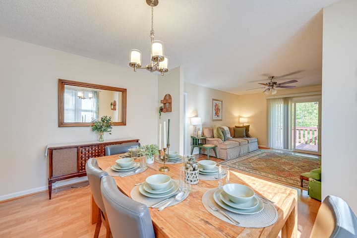 Home W/ Large Yard: 6 Mi To Dtwn Winston-salem! - Winston-Salem, NC