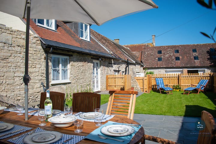 Stable Cottage At Poxwell Manor - 도체스터