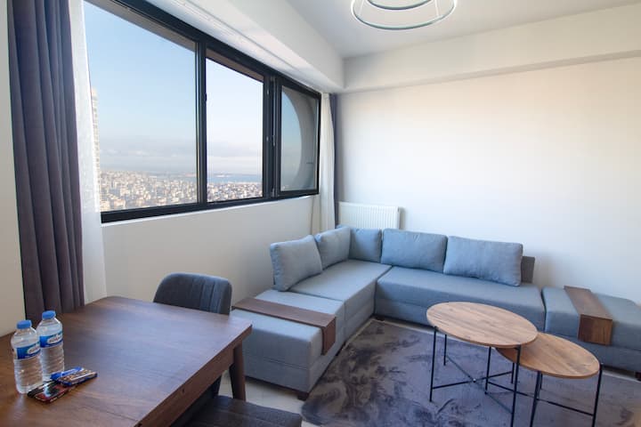 Seaview Cozy Apartment At The 22nd Floor - Istanbul Sabiha Gokcen Airport (SAW)