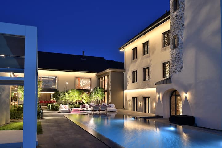 Chateau De Neydens - Haute-Savoie