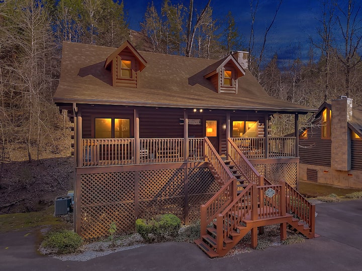 Er233 A Spacious 5bd Retreat In Pigeon Forge - Pigeon Forge, TN