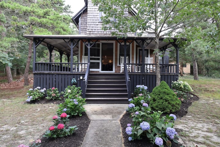 Luxury East Chop Home Wi-fi & Ac - No Pets - Oak Bluffs, MA