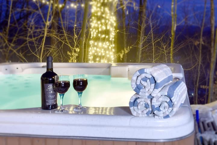 Chalet En Bois Rond Avec Spa Vue Près De Tremblant - Laurentides