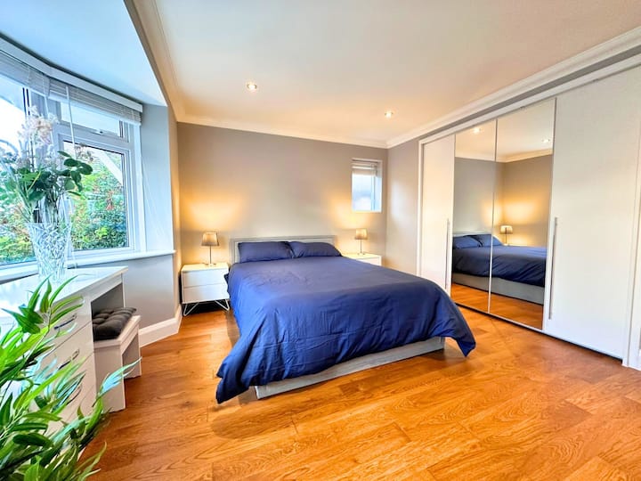 3bed Luxury Detached Home With Free Parking - Chelmsford