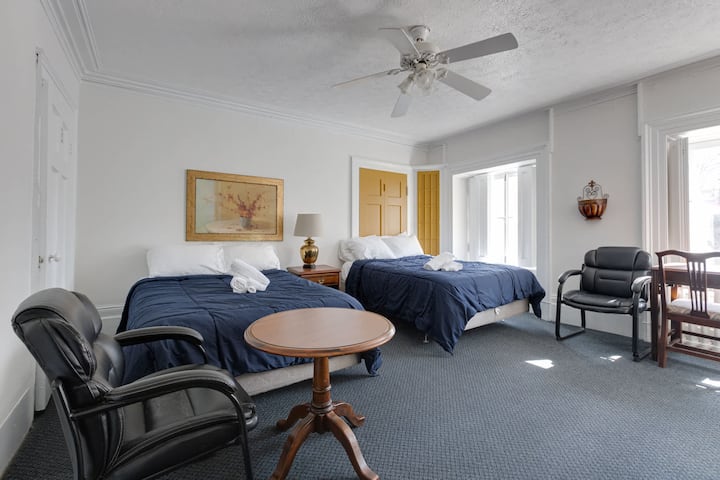 M11 | Le Cavalier Du Moulin: 2 Beds - F - Quebec City