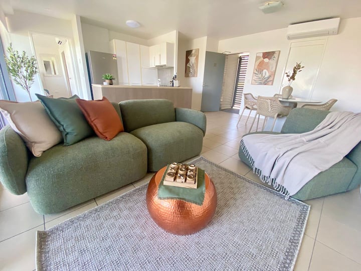 Nature Meets City On Mint - Townsville