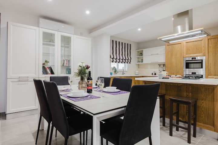 Ta Xbiex 3bed - Prime Location By Homely - La Valette